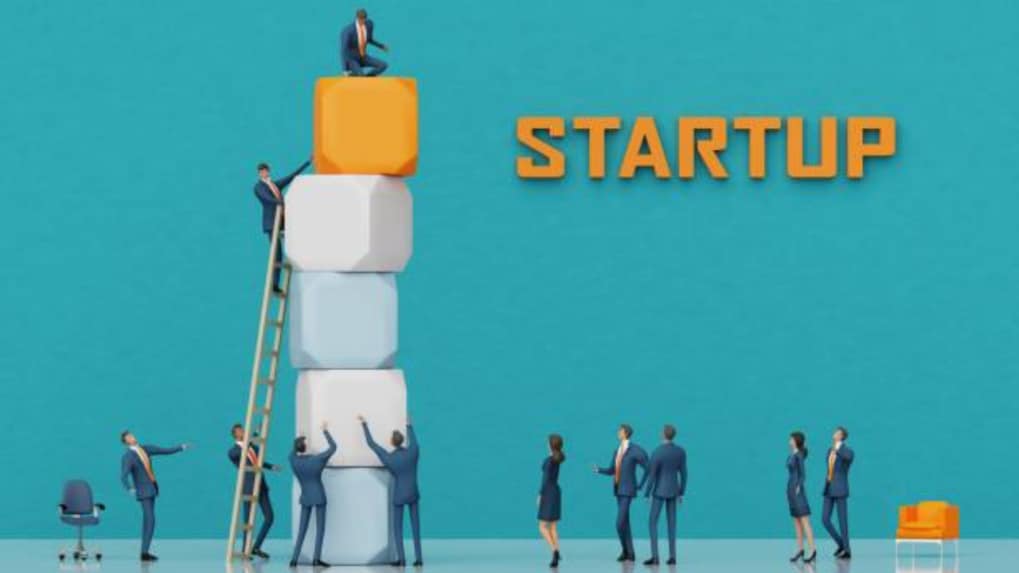 Indian-origin CEO of USD 400M company blocks startup from conference ...