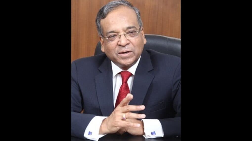 Former CCI chief Dhanendra Kumar passes away after suspected AC blast ...